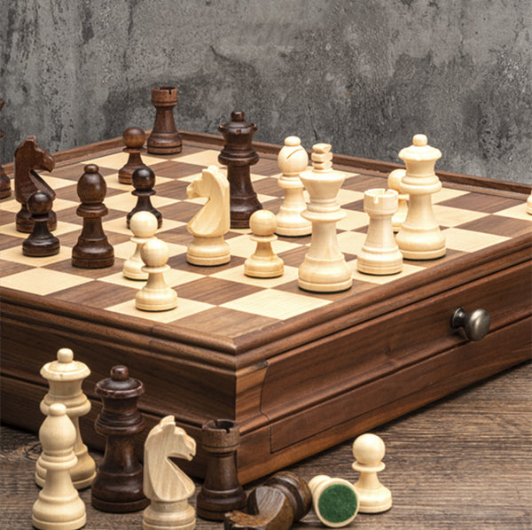 Classic walnut chess set with drawer Alex & Abel – My Store